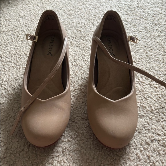 Capezio | Shoes | Tan Character Shoes | Poshmark